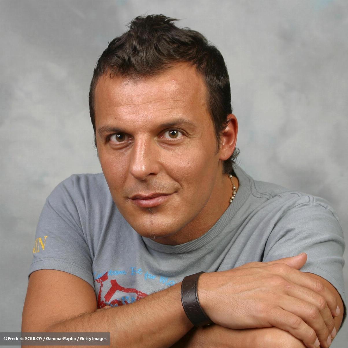Jean-Roch - Télécharger et écouter les albums.