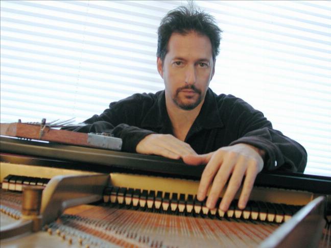 Michael Wolff - Télécharger et écouter les albums.