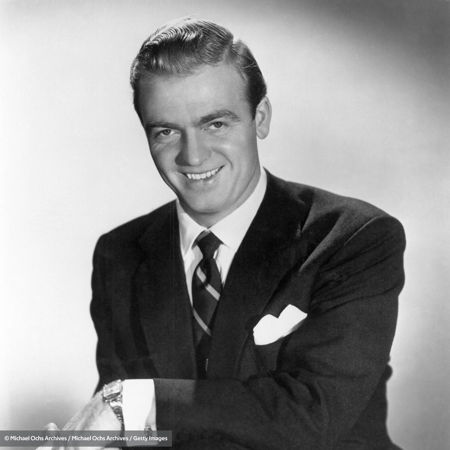 David Whitfield - Télécharger et écouter les albums.