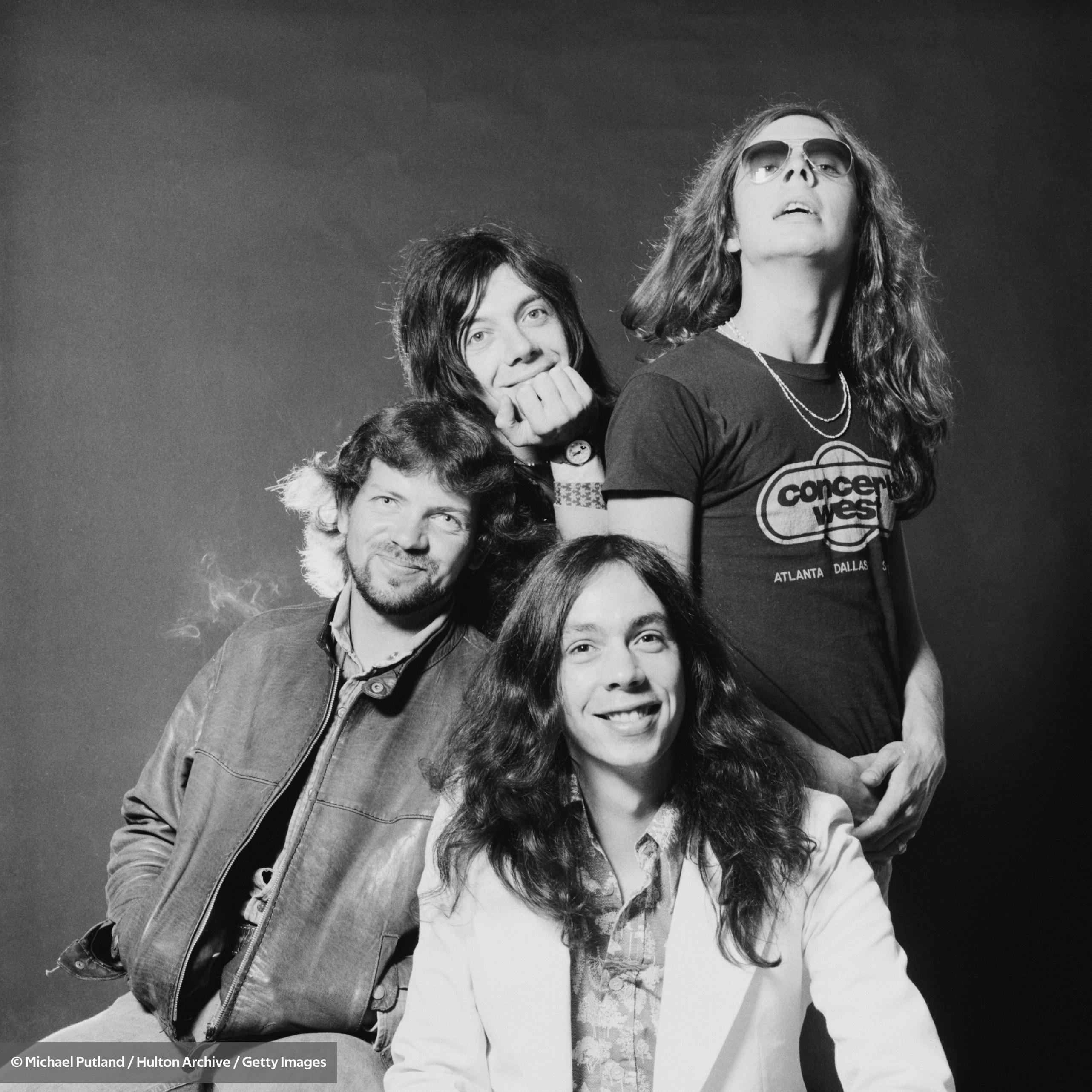 Camel - Télécharger et écouter les albums.