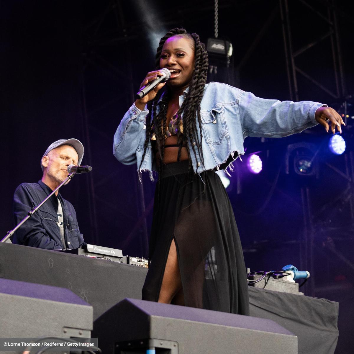 Black Box - Télécharger et écouter les albums.