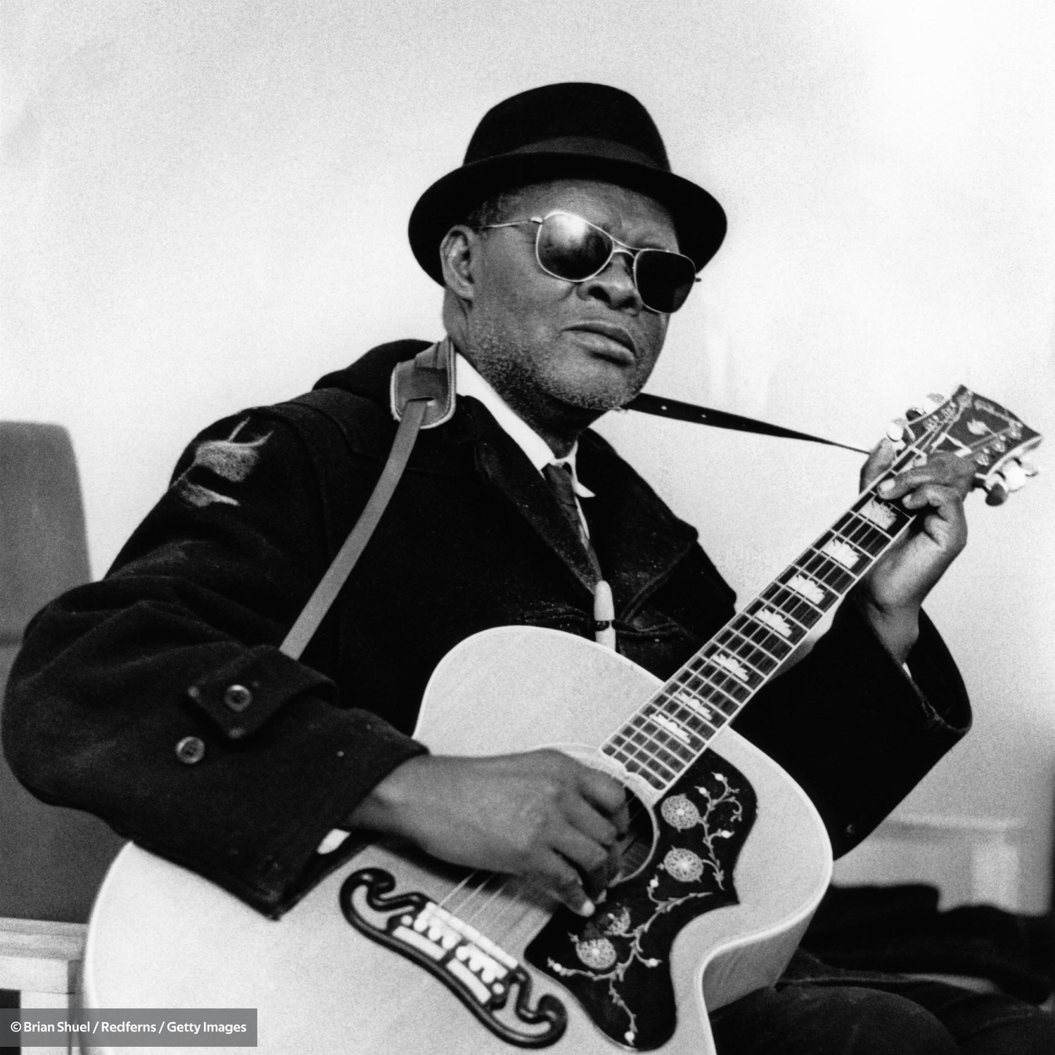 Reverend Gary Davis - Télécharger et écouter les albums.