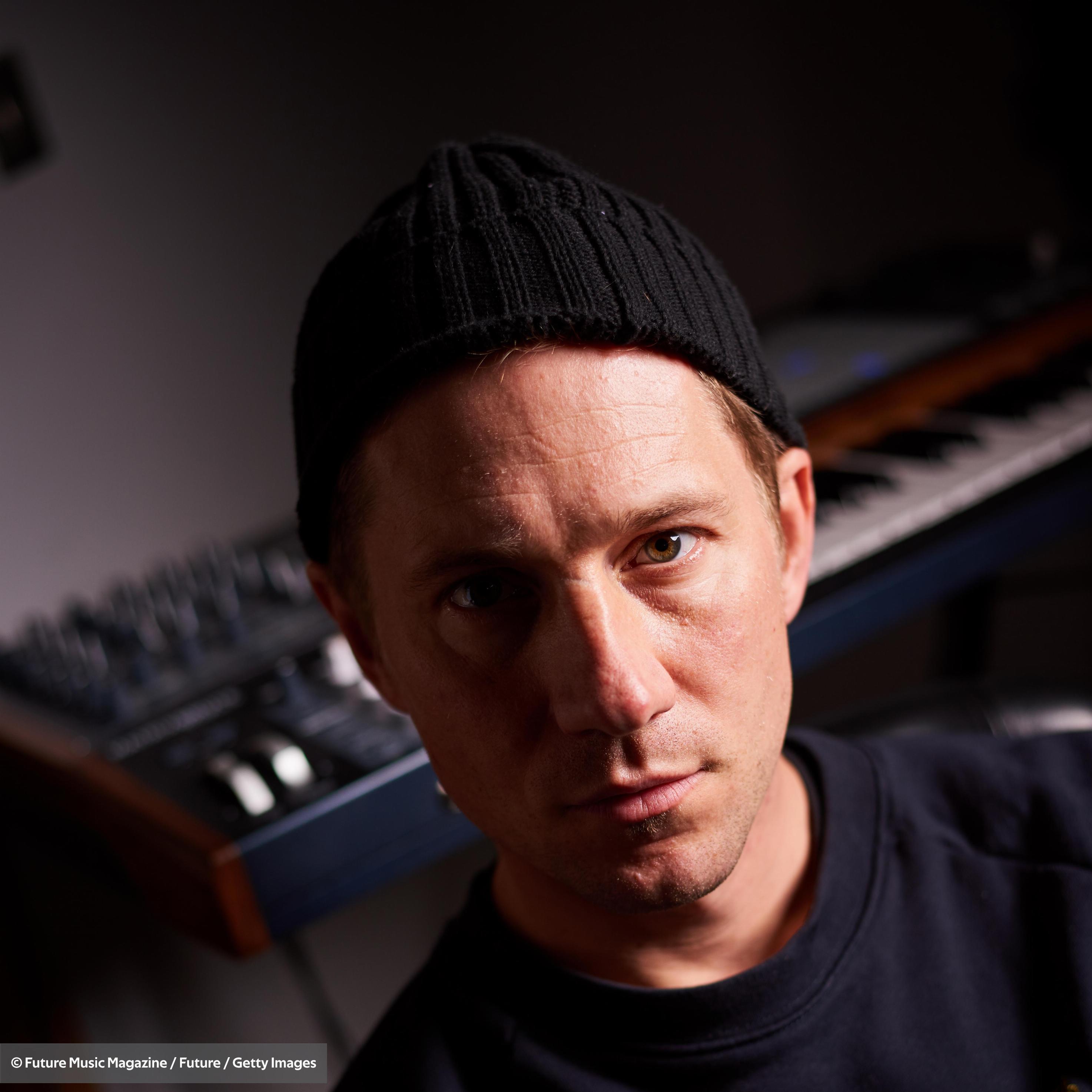 Riton - Télécharger et écouter les albums.