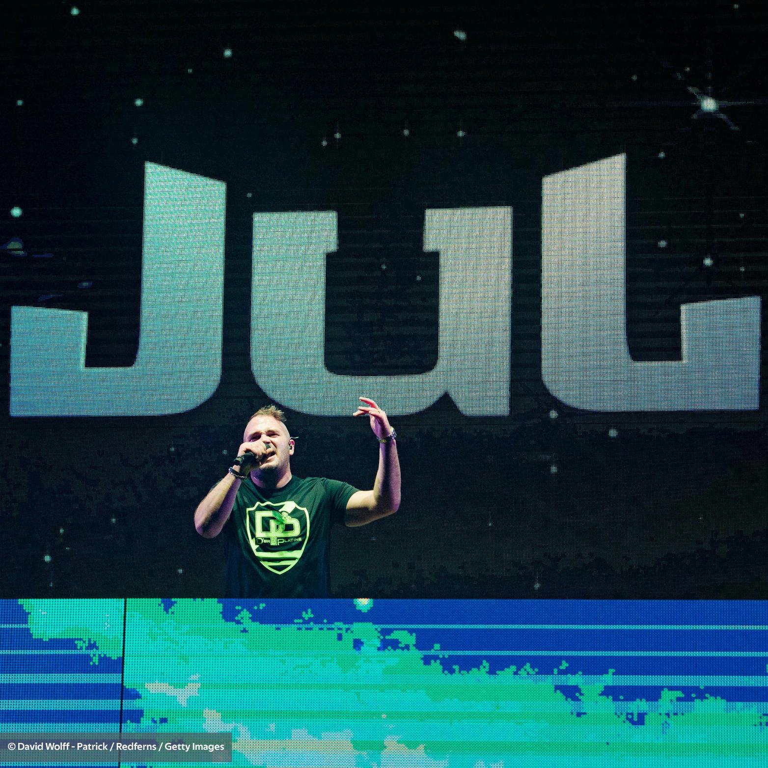 Jul - Télécharger et écouter les albums.