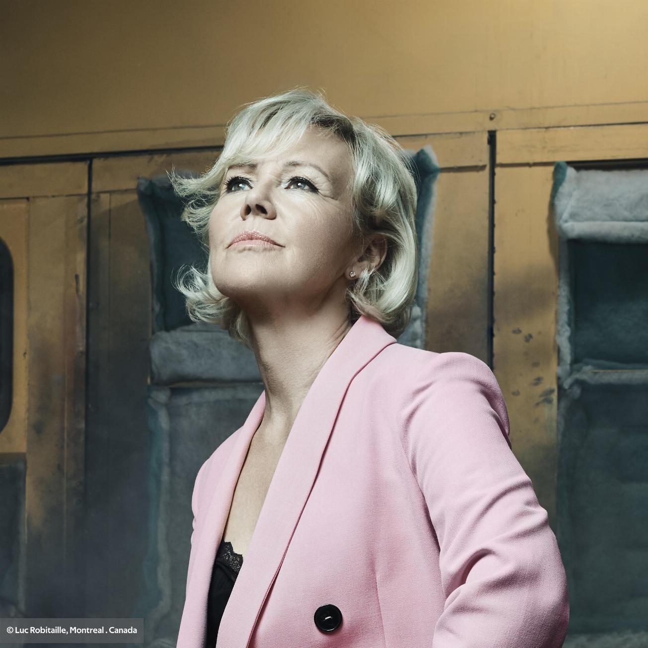 Anne Bisson - Télécharger et écouter les albums.