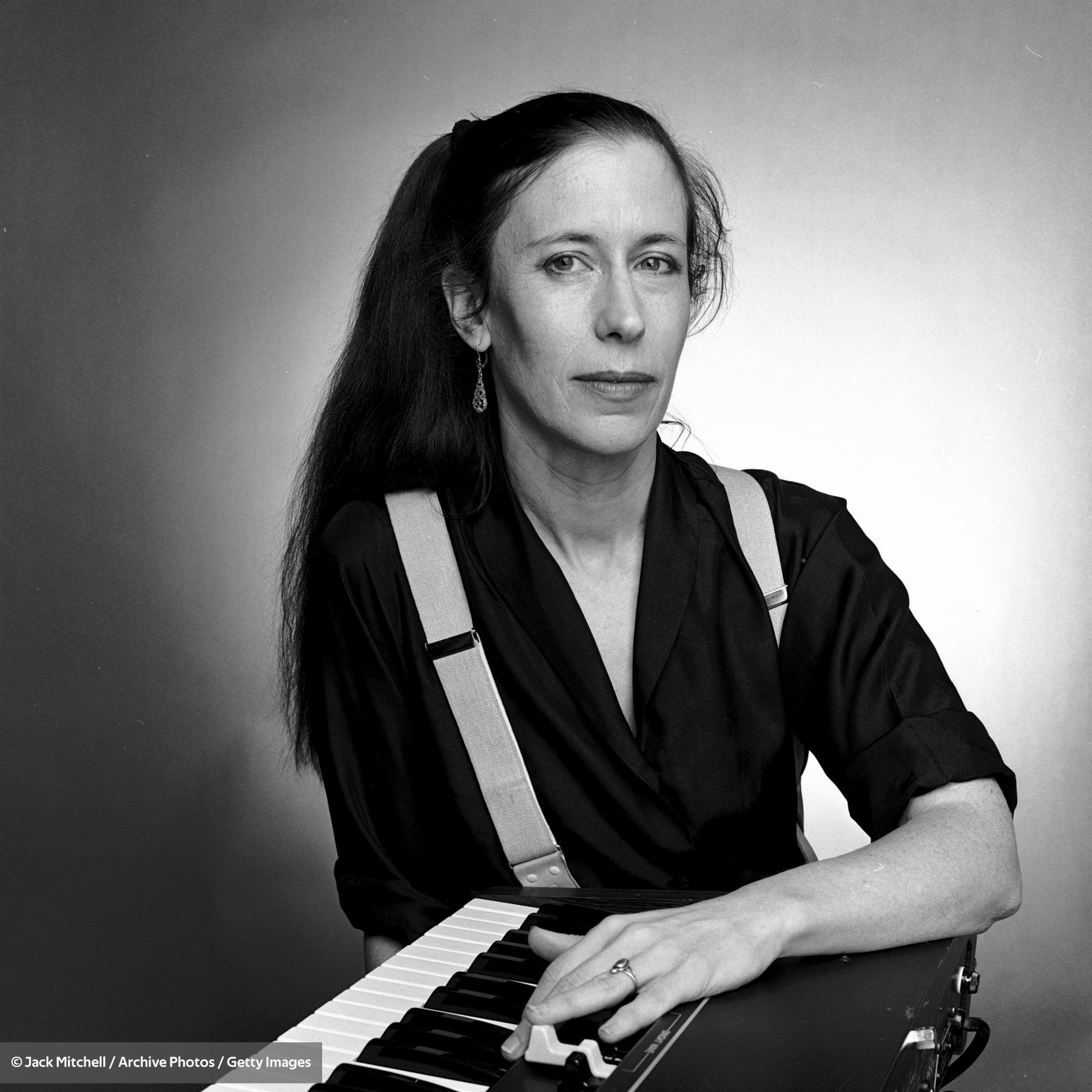 Meredith Monk - Télécharger et écouter les albums.