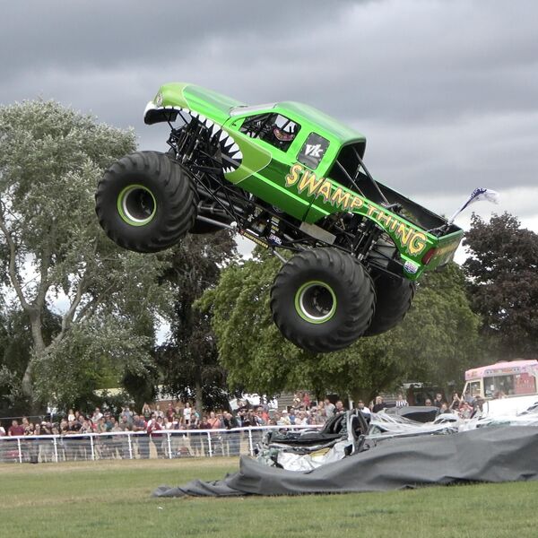 Massive engine (Ska Mix), Swamp Thing 4x4 - Qobuz