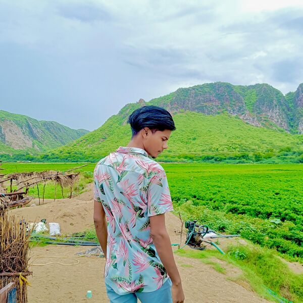 Parinde Tadp Te Dekhe Lofi Song Love Song Sad Song Alone Song By Harsh Samrawal, Nayra World - Qobuz