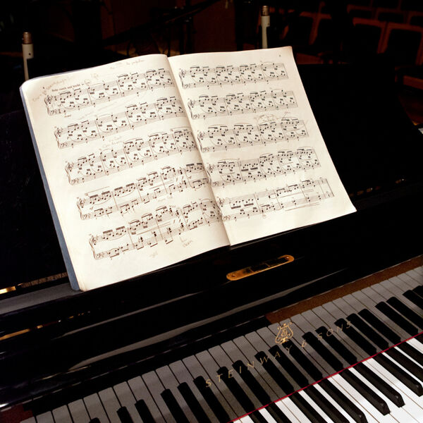 Serenity in Piano Keys: Enhancing Concentration, Piano Prayer - Qobuz