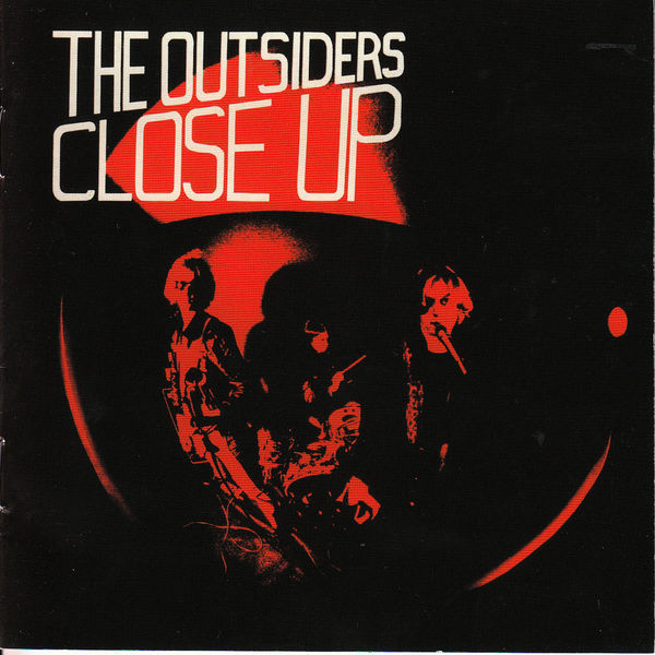 Close Up, The Outsiders - Qobuz