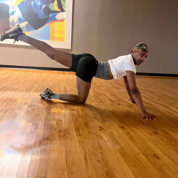 On Ya Knees, Relly B - Qobuz