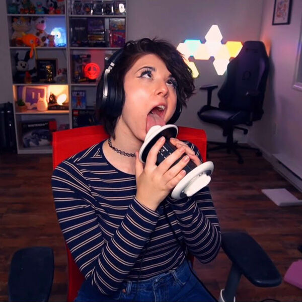 Soft Slurps and Ear Eating, ASMR Lillyvinnily - Qobuz