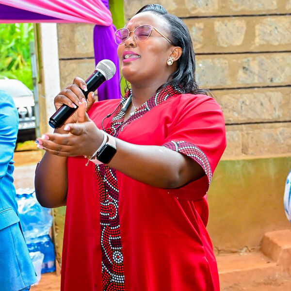 Kiroko kimwe, BLESSED CECIL OFFICIAL - Qobuz