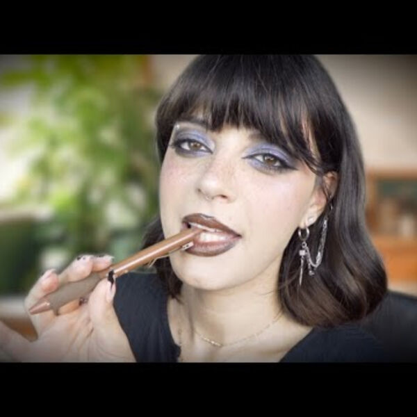 ASMR | ALT Lit Student Has A Crush On You, The White Rabbit ASMR - Qobuz