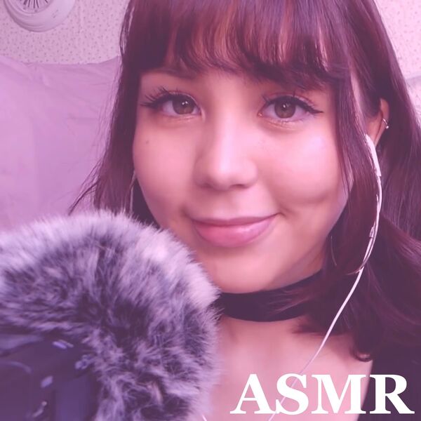 Up Close Kylie Lipgloss Application plus Mouth Sounds, ASMR BlueKatie ...