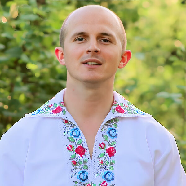 Dintre Atâtea Flori Din Lume, Olimpiu Micle - Qobuz