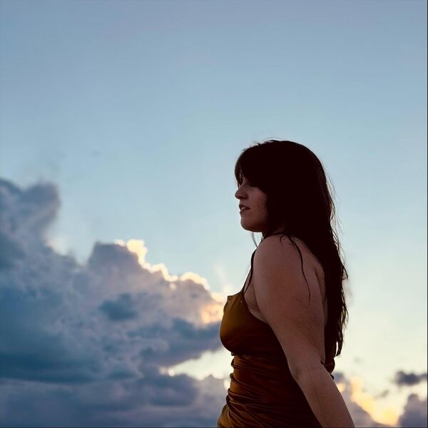 Chasing the Wind, Mary Kate Walton - Qobuz